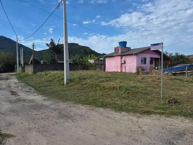Terreno / Lote para Venda em Palhoça/SC Enseada de Brito