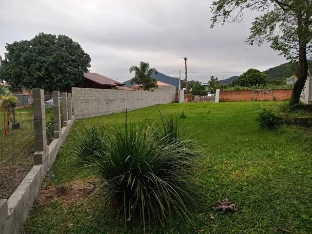 Terreno / Lote para Venda em Palhoça/SC Enseada de Brito