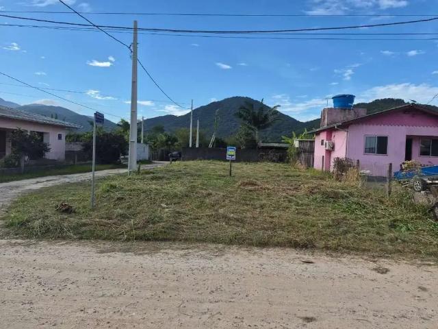 Terreno / Lote para Venda em Palhoça/SC Enseada de Brito