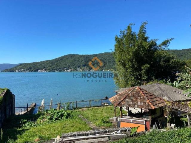 Terreno / Lote para Venda em Palhoça/SC Enseada do Brito Ens Brito