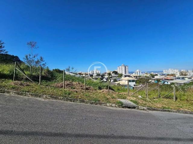 Terreno / Lote para Venda em Palhoça/SC São Sebastião