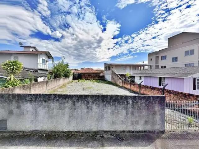 Terreno / Lote para Venda em Palhoça/SC Passa Vinte