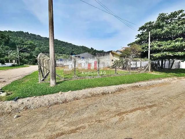 Terreno / Lote para Venda em Palhoça/SC Praia de Fora
