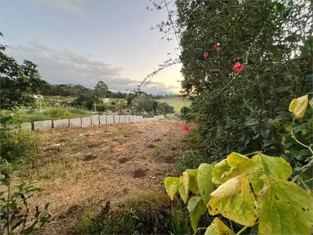 Terreno / Lote para Venda em Paraibuna/SP Centro
