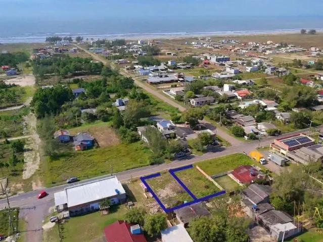 Terreno / Lote para Venda em Passo de Torres/SC Centro