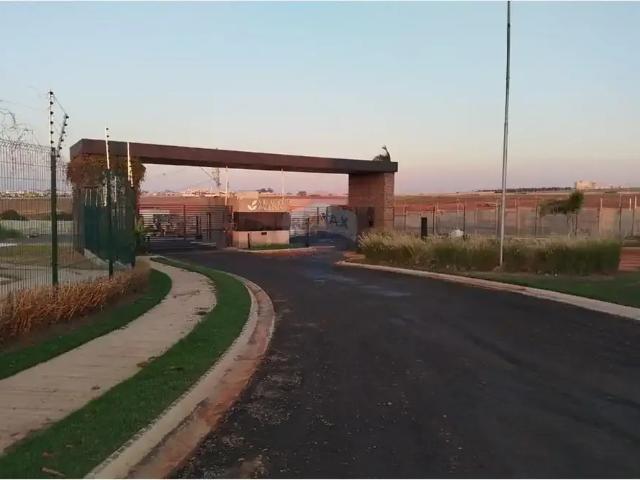 Terreno / Lote para Venda em Paulínia/SP São Bento