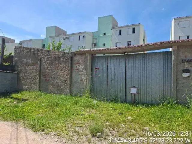 Terreno / Lote para Venda em Pelotas/RS Fragata 1 Quartos