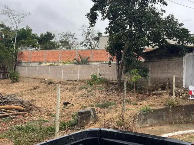 Terreno / Lote para Venda em Pequeri/MG Centro