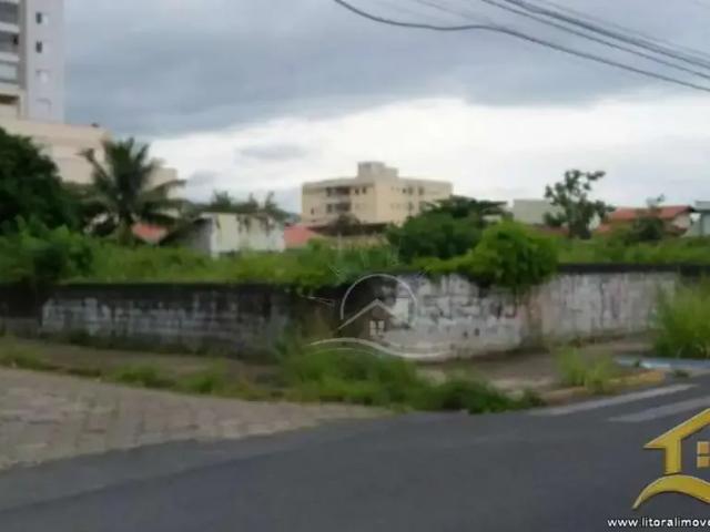 Terreno / Lote para Venda em Peruíbe/SP Centro