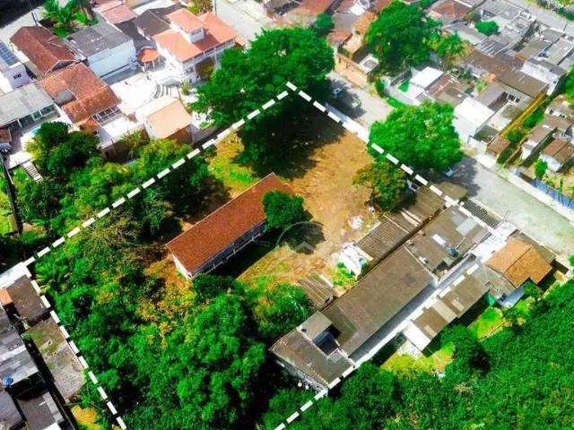 Terreno / Lote para Venda em Peruíbe/SP Centro