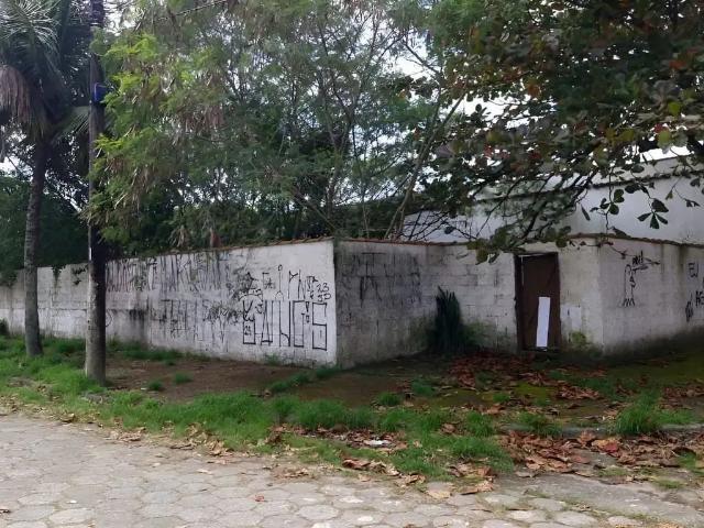 Terreno / Lote para Venda em Peruíbe/SP Arpoador