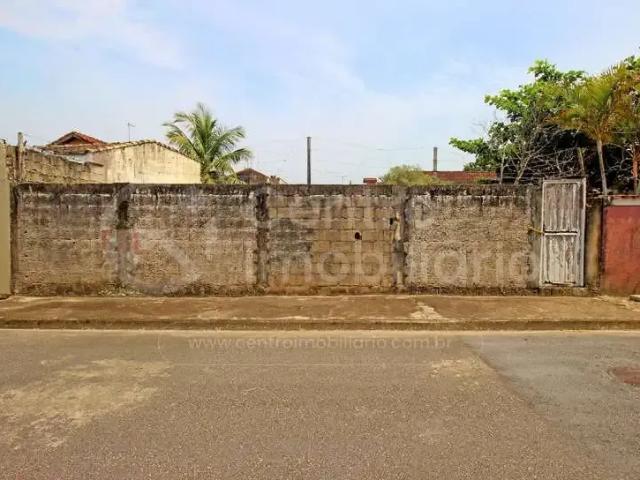 Terreno / Lote para Venda em Peruíbe/SP Belmira Novaes