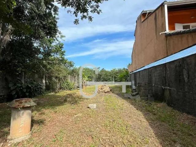 Terreno / Lote para Venda em Peruíbe/SP Guaraú