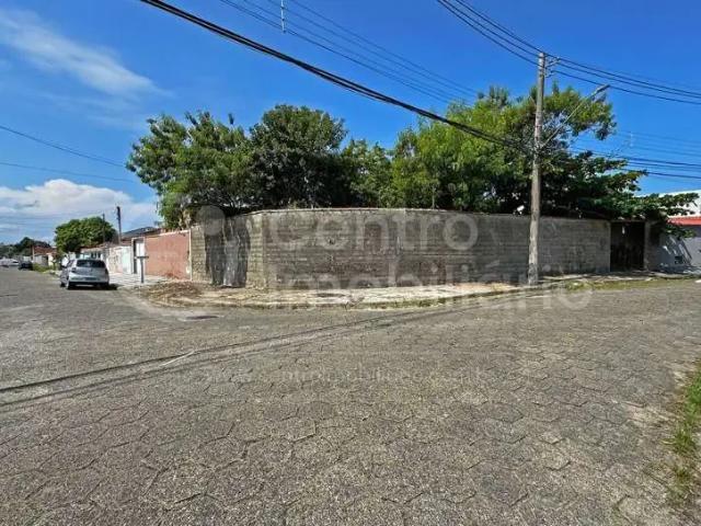 Terreno / Lote para Venda em Peruíbe/SP Parque D'Aville