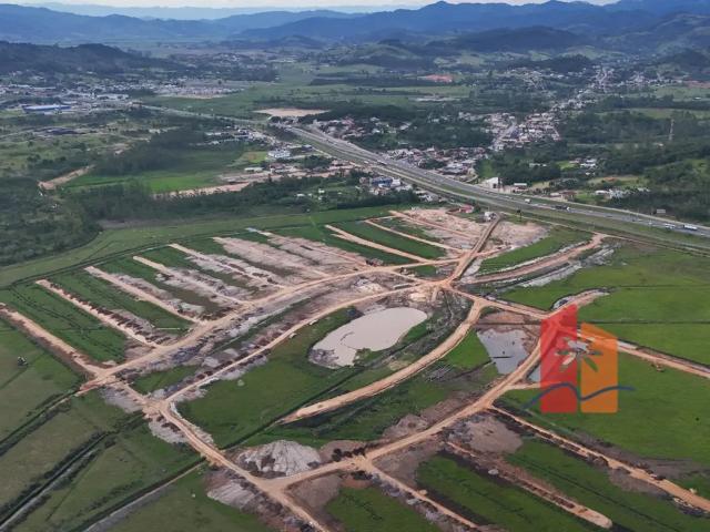 Terreno / Lote para Venda em Pescaria Brava/SC Centro