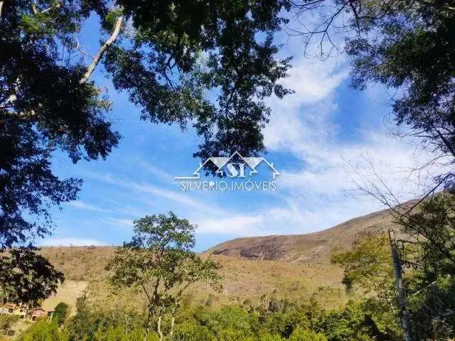 Terreno / Lote para Venda em Petrópolis/RJ Araras