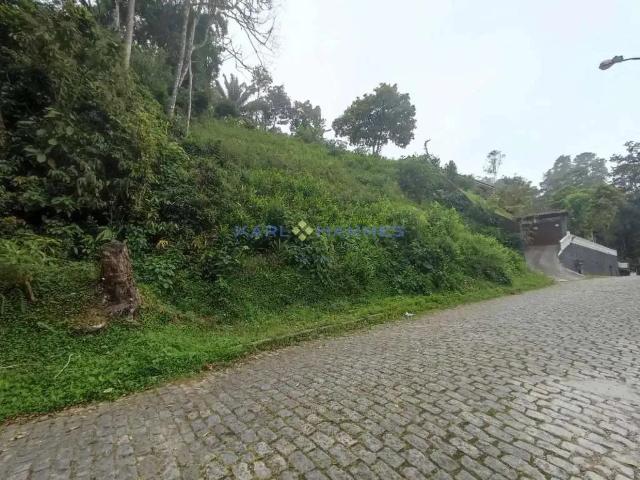 Terreno / Lote para Venda em Petrópolis/RJ Quitandinha