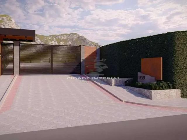 Terreno / Lote para Venda em Petrópolis/RJ Retiro