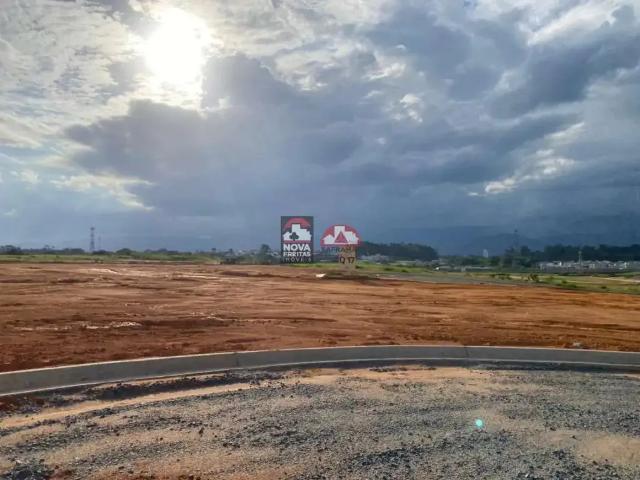 Terreno / Lote para Venda em Pindamonhangaba/SP Alto do Cardoso