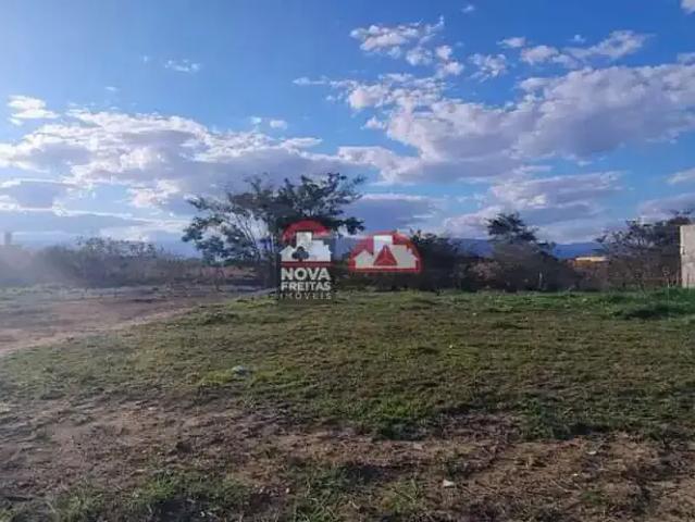 Terreno / Lote para Venda em Pindamonhangaba/SP Feital