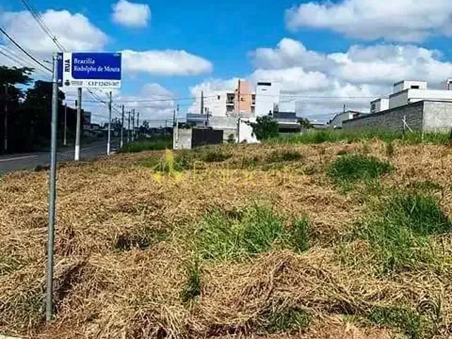 Terreno / Lote para Venda em Pindamonhangaba/SP Loteamento Residencial e Comercial Flamboyant