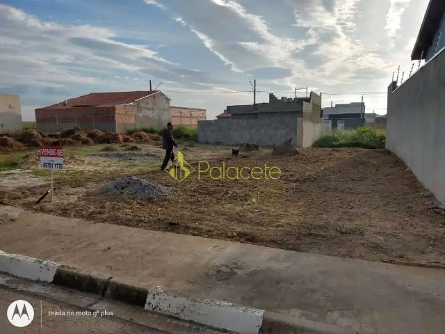 Terreno / Lote para Venda em Pindamonhangaba/SP Loteamento Residencial e Comercial Flamboyant