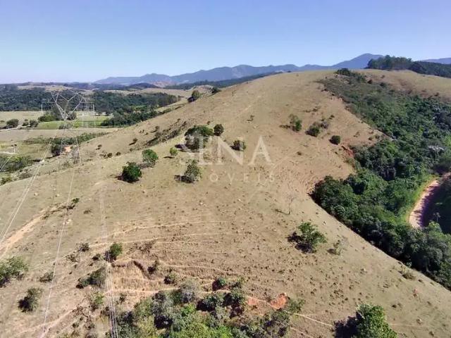 Terreno / Lote para Venda em Pindamonhangaba/SP Piracuama
