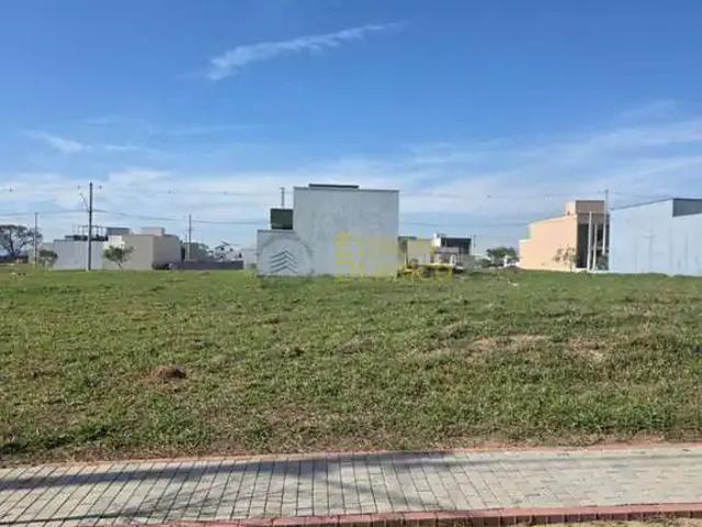 Terreno / Lote para Venda em Pindamonhangaba/SP Residencial e Comercial Bosque da Imperatriz