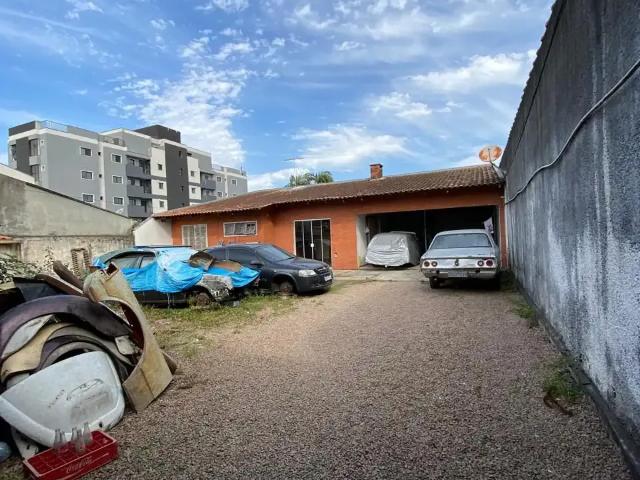 Terreno / Lote para Venda em Pinhais/PR Centro