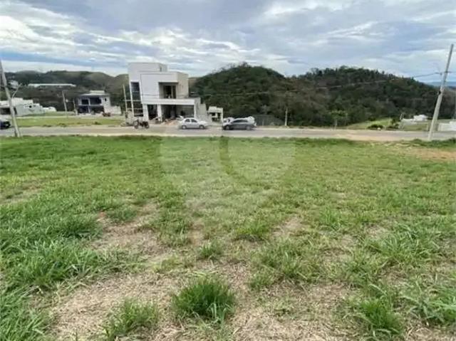 Terreno / Lote para Venda em Pinheiral/RJ Centro