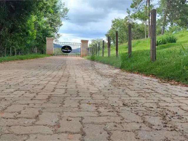 Terreno / Lote para Venda em Piracaia/SP Batatuba