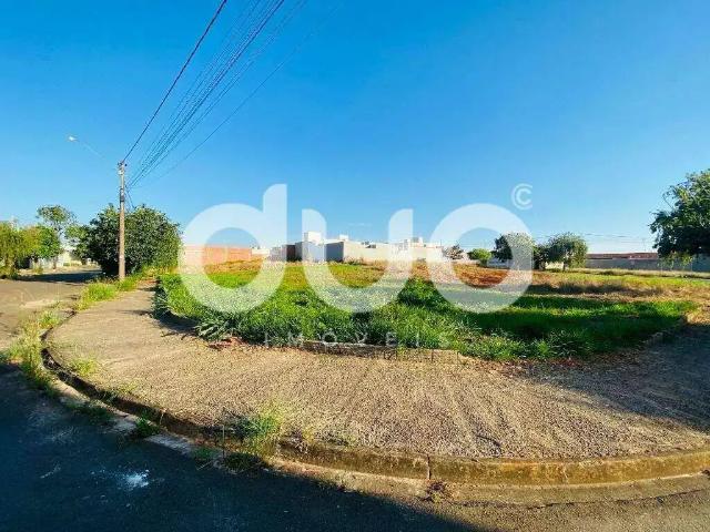 Terreno / Lote para Venda em Piracicaba/SP Água Branca
