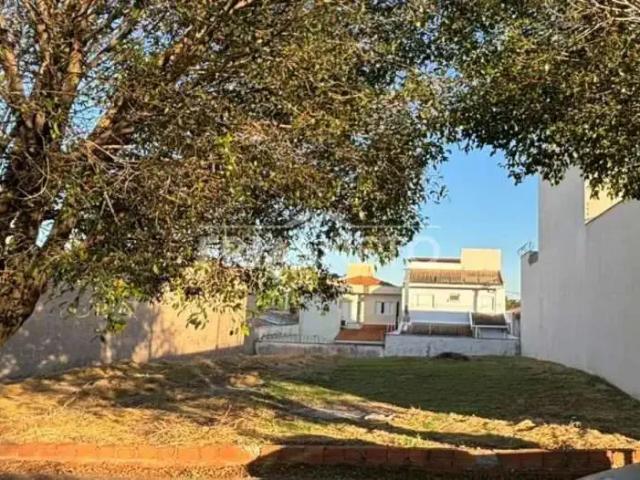 Terreno / Lote para Venda em Piracicaba/SP Água Branca