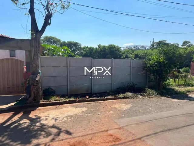 Terreno / Lote para Venda em Piracicaba/SP Garças