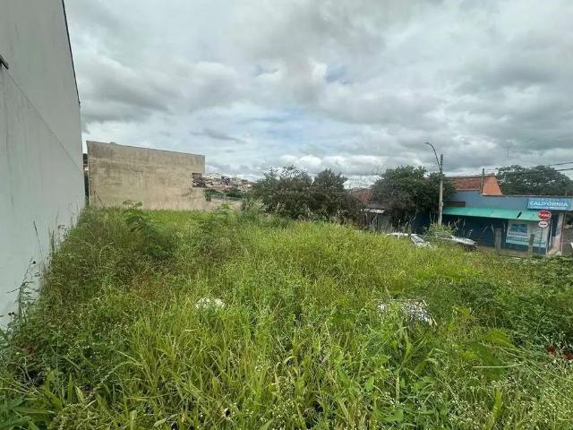 Terreno / Lote para Venda em Piracicaba/SP Jaraguá