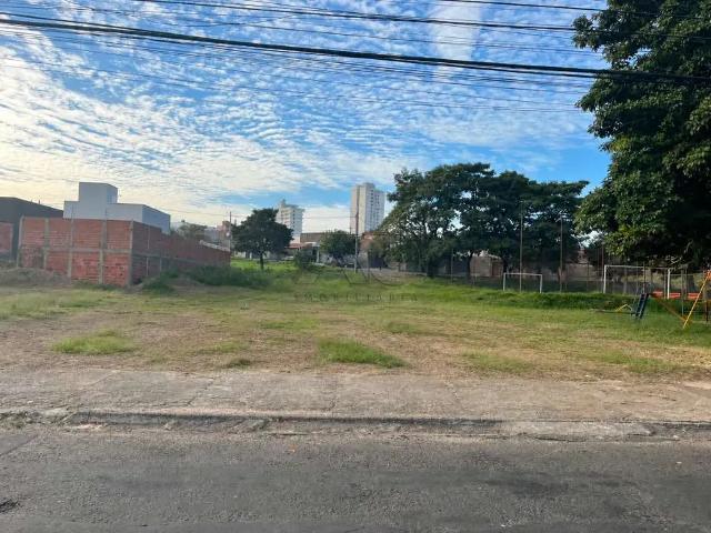 Terreno / Lote para Venda em Piracicaba/SP Jardim Ibirapuera
