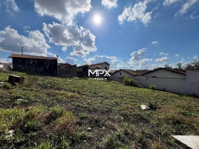 Terreno / Lote para Venda em Piracicaba/SP Jardim Petrópolis