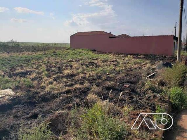 Terreno / Lote para Venda em Piracicaba/SP Tanquinho Guamium
