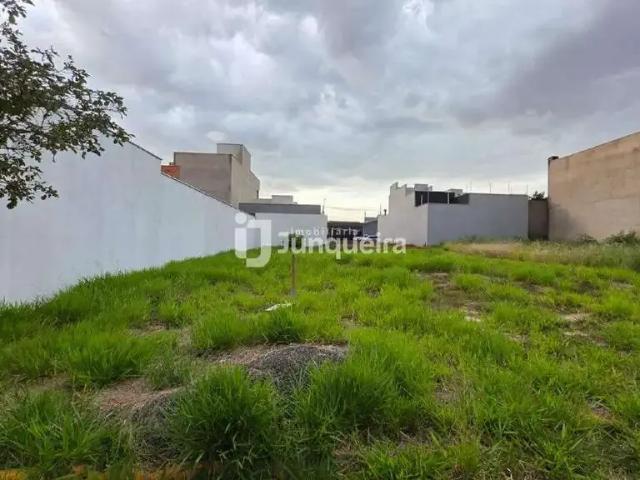 Terreno / Lote para Venda em Piracicaba/SP Taquaral