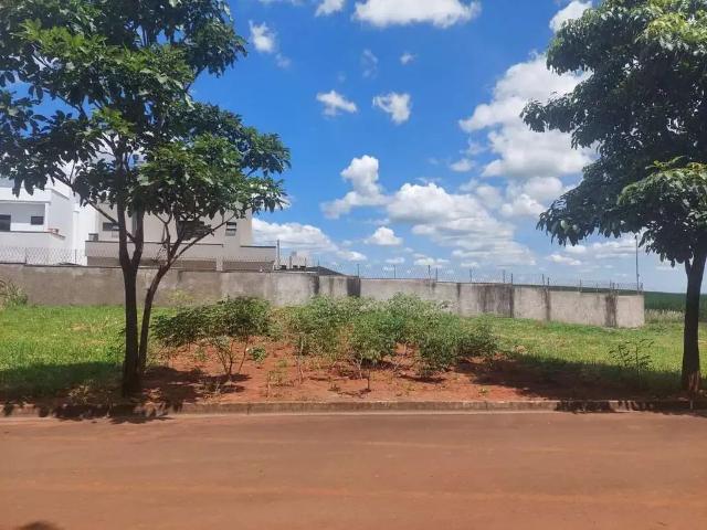 Terreno / Lote para Venda em Piracicaba/SP Taquaral