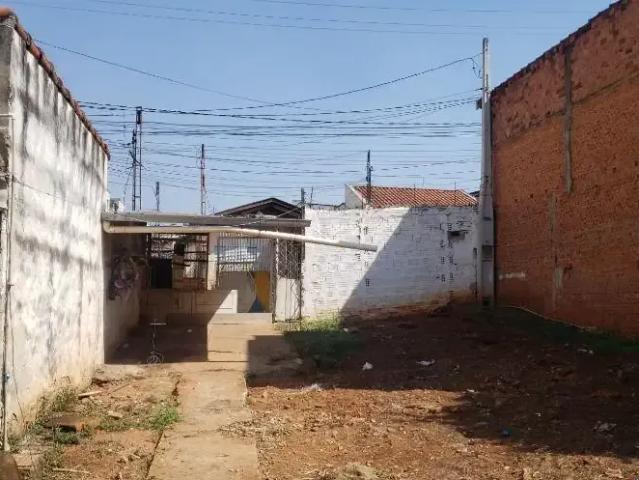 Terreno / Lote para Venda em Piracicaba/SP Vila Monteiro