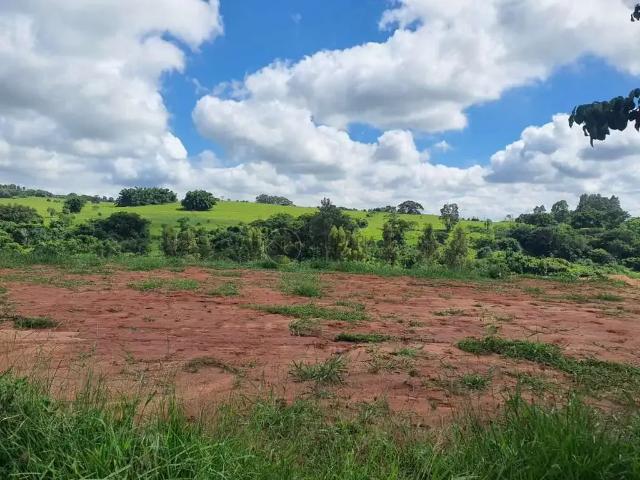 Terreno / Lote para Venda em Piratininga/SP Olympio Fernandes