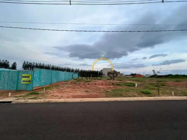 Terreno / Lote para Venda em Piratininga/SP Centro