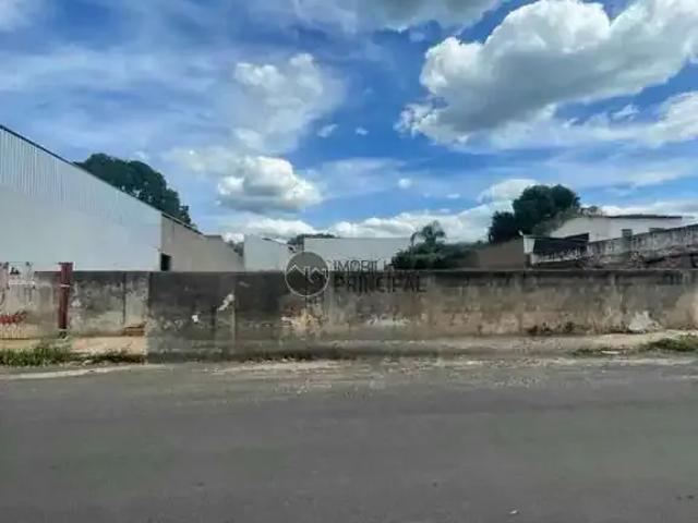 Terreno / Lote para Venda em Piratininga/SP Centro