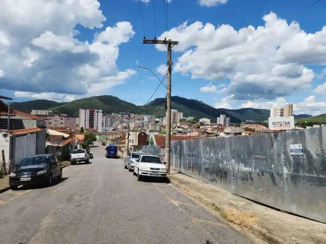 Terreno / Lote para Venda em Poços de Caldas/MG Jardim Country Club
