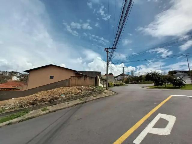 Terreno / Lote para Venda em Poços de Caldas/MG Jardim Centenário