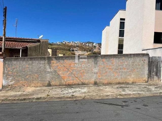 Terreno / Lote para Venda em Poços de Caldas/MG Jardim Centenário