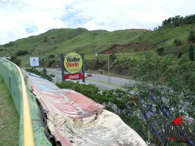 Terreno / Lote para Venda em Poços de Caldas/MG Jardim Bandeirantes