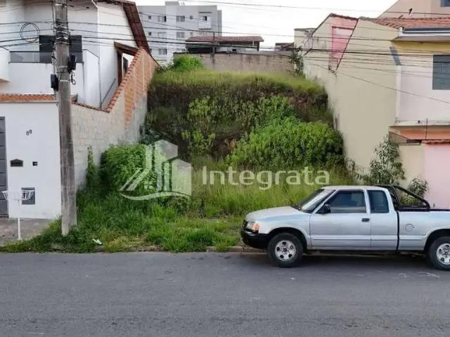 Terreno / Lote para Venda em Poços de Caldas/MG Jardim Bandeirantes