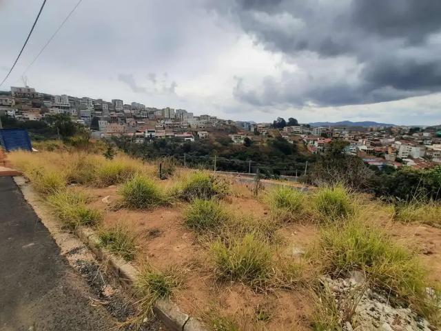 Terreno / Lote para Venda em Poços de Caldas/MG Jardim Bandeirantes